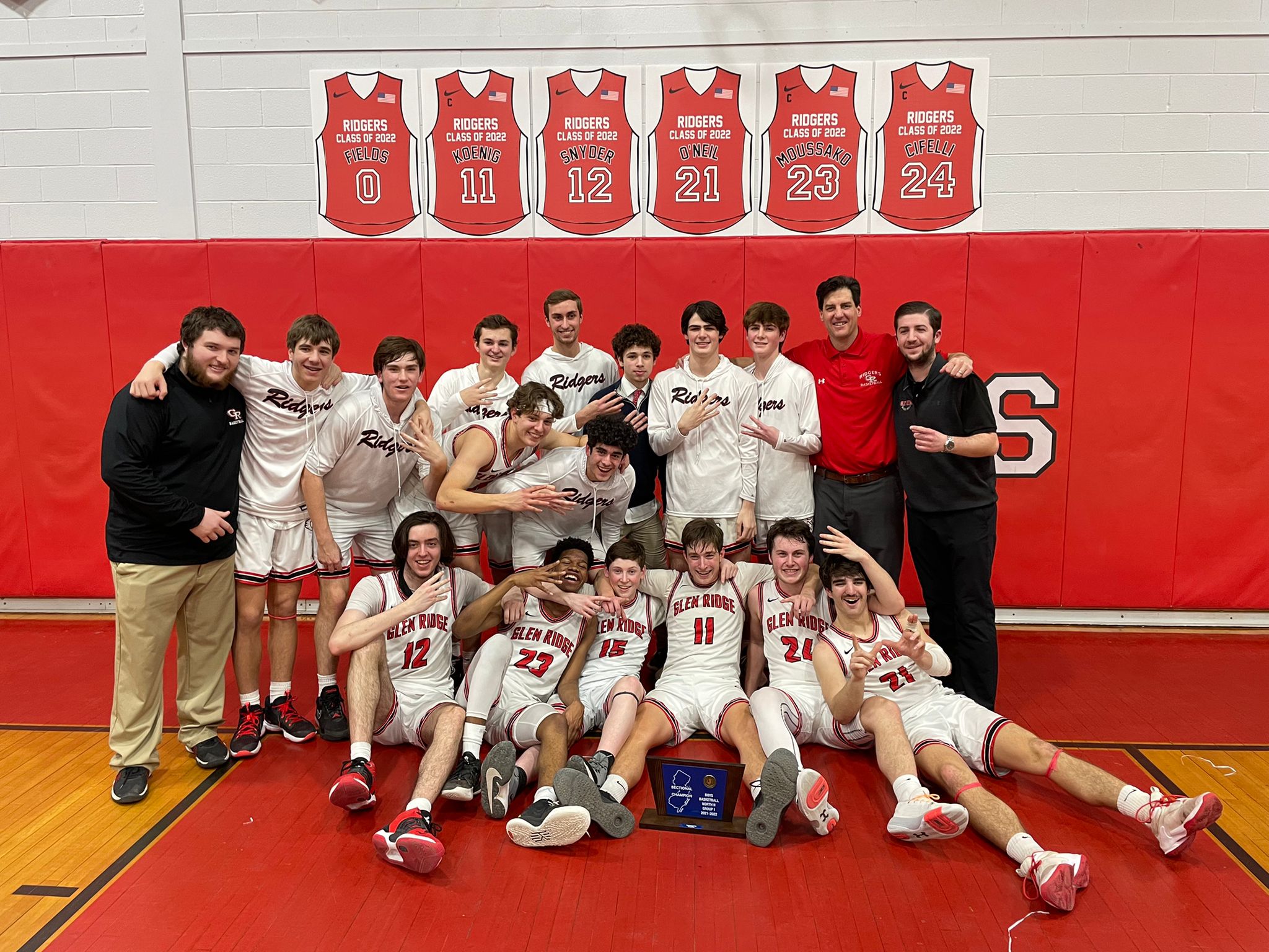 Glen Ridge boys basketball upsets West Side for first section title ...